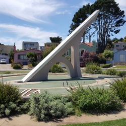 INGLESIDE TERRACES SUNDIAL - 48 Photos & 26 Reviews - Landmarks ...