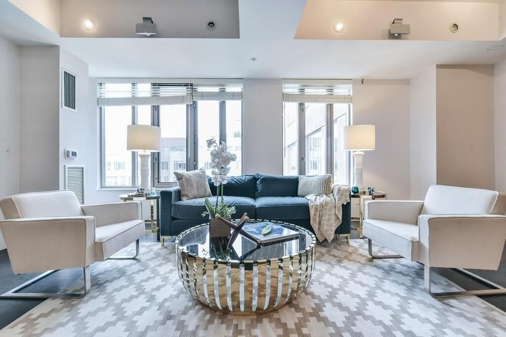 INTERNATIONAL STAGING - Updated September 2024 - 21 Photos - 577 Main ...