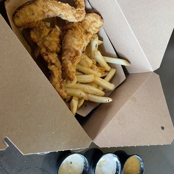 ROOTS CHICKEN SHAK - Updated January 2025 - 79 Photos & 62 Reviews (4.6 ...