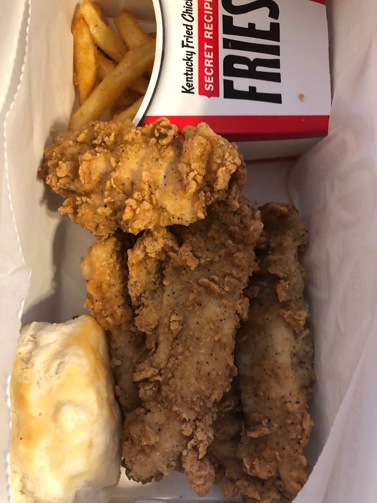 KFC - Updated July 2025 - 10 Photos - 116 West McCauley Drive SE ...