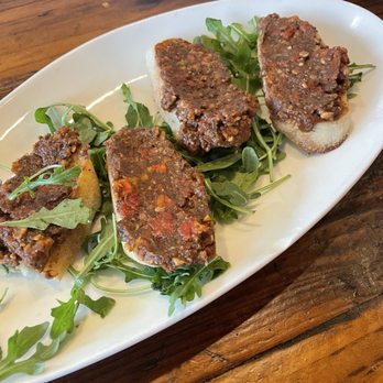 BUBBLY HEN - Updated July 2024 - 70 Photos & 42 Reviews - 7915 Vaughn ...