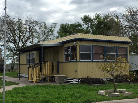 LEOPARD MOBILE HOME & RV PARK - Updated September 2025 - 8225 Leopard ...