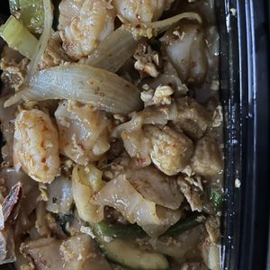 ROD THAI FAMILY TASTE - 408 Photos & 485 Reviews - 94 Peterborough St ...