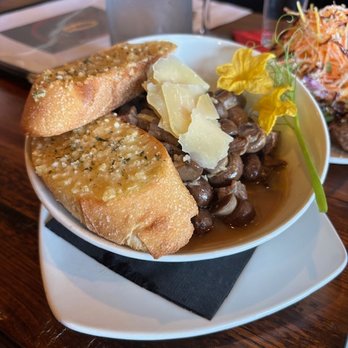 QUENCH TAPS AND TAPAS - Updated March 2025 - 212 Photos & 166 Reviews ...