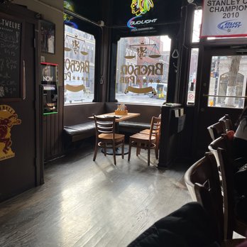 BREHON PUB - Updated January 2025 - 93 Photos & 177 Reviews - 731 N ...