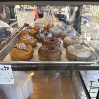 SLODOCO DONUTS - Updated December 2025 - 122 Photos & 73 Reviews - 195 ...