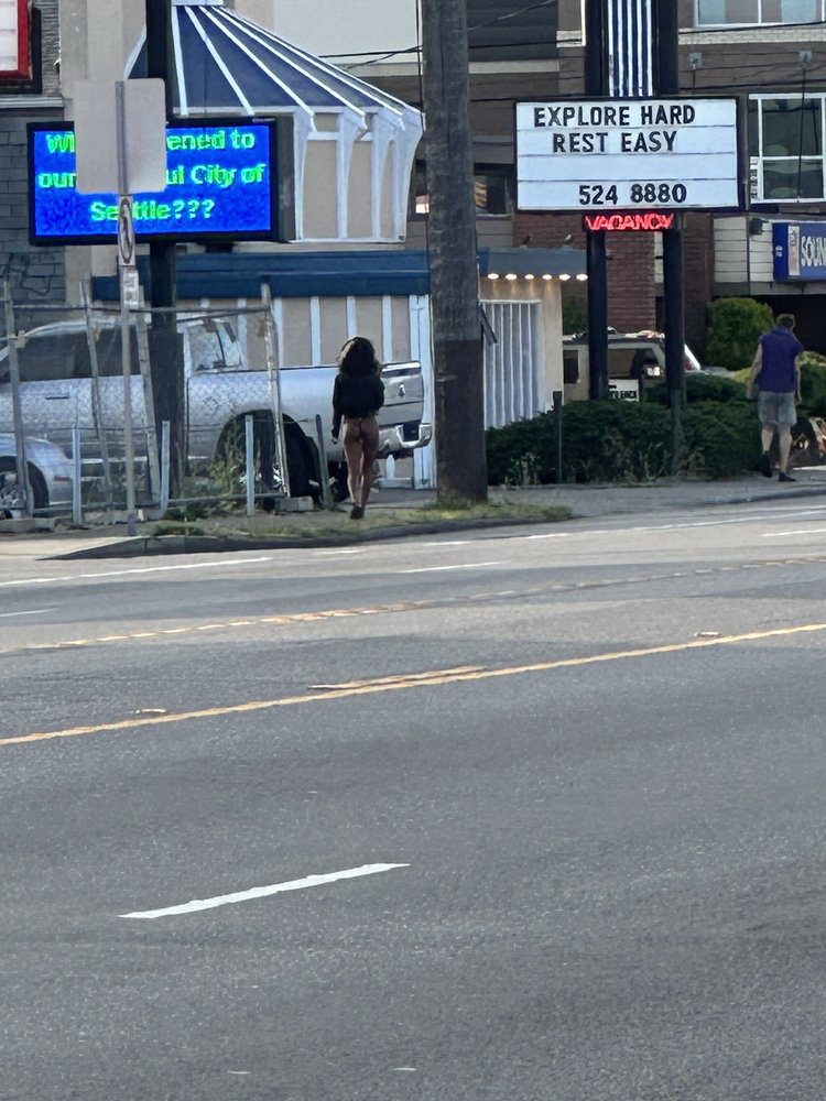 SEATTLE POLICE DEPARTMENT EAST PRECINCT - Updated December 2025 - 19 ...