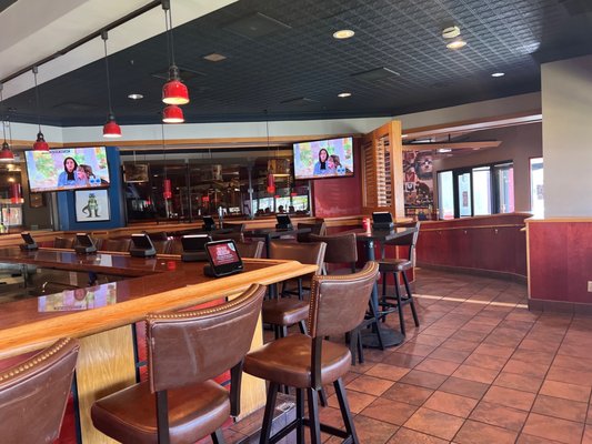 RED ROBIN GOURMET BURGERS AND BREWS - 1252 Photos & 1097 Reviews - 1274 ...