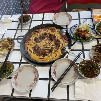 HAPPINESS HOT POT - Updated June 2024 - 300 Photos & 71 Reviews - 37140 ...