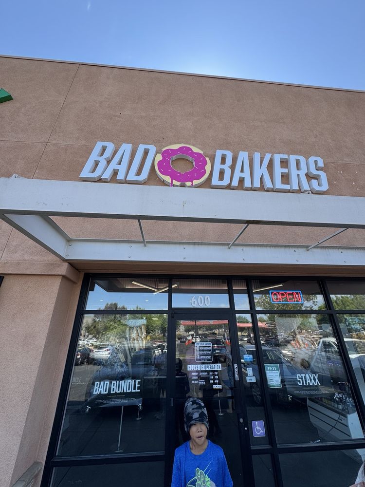 BAD BAKERS - EXPO - Updated May 2025 - 240 Photos & 153 Reviews - 1140 ...