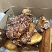 MOMO DONUTS - 22 Photos & 23 Reviews - Bakeries - 636 Crown Pointe Ln ...