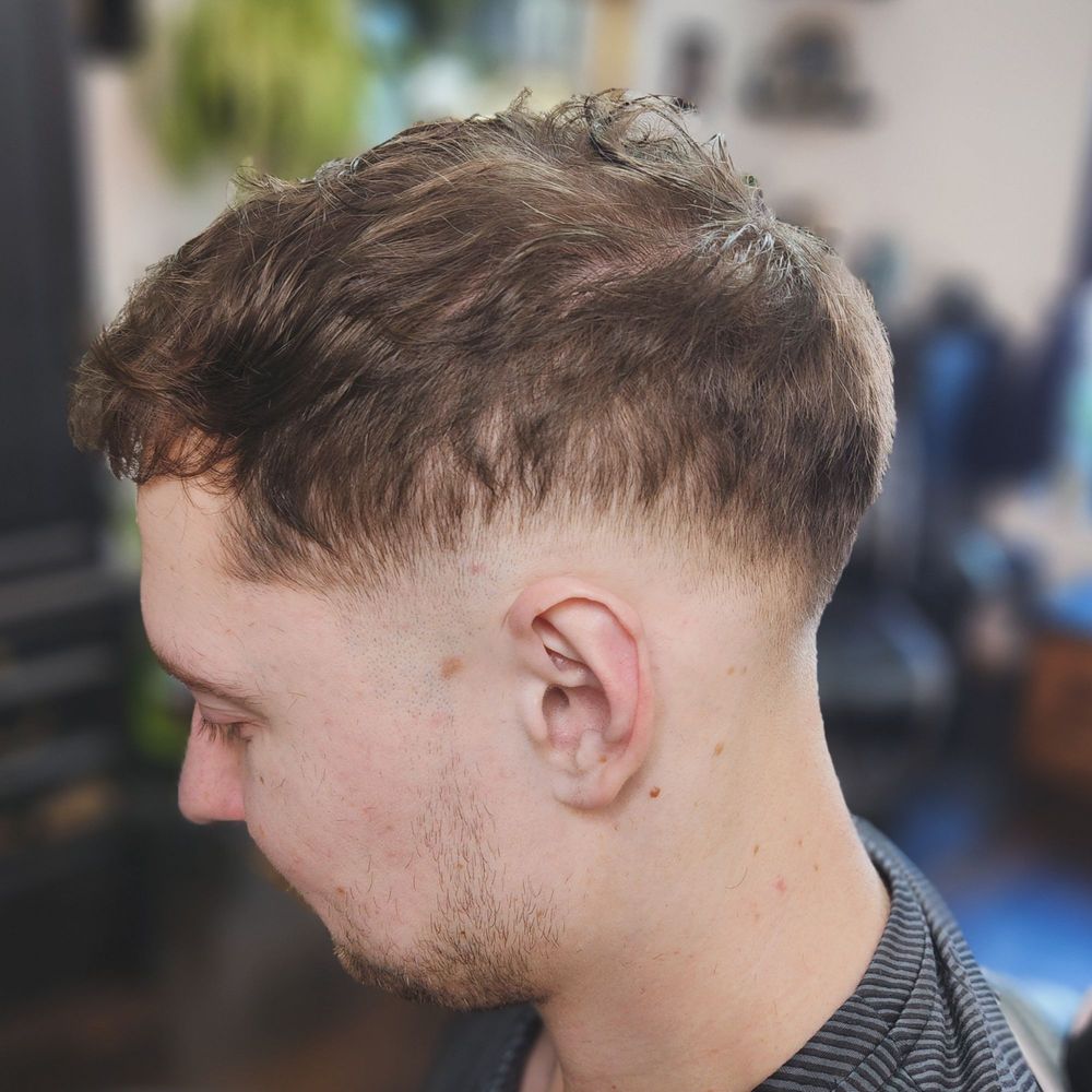 THE BARBER PARLOR - Updated December 2024 - Request an Appointment - 10 Photos - 5424 South ...