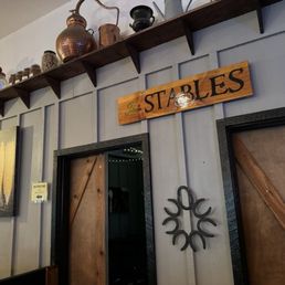 BACKWOODS CROSSING - Updated March 2025 - 1130 Photos & 672 Reviews - 6725 Mahan Dr, Tallahassee ...