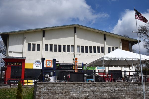 IRISH HOUSE RESTAURANT AND TRINITY PUB - Updated May 2025 - 32 Photos ...