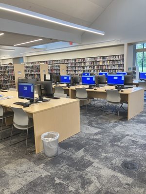 BEAR LIBRARY - Updated December 2025 - 21 Photos - 101 Governors Pl ...