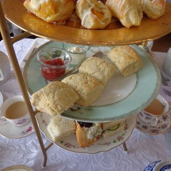 THE FANCY FINCH TEA COTTAGE - Updated July 2024 - 28 Photos - 3403 ...