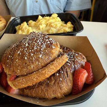 THE FLYING YOLK - Updated December 2025 - 754 Photos & 882 Reviews ...