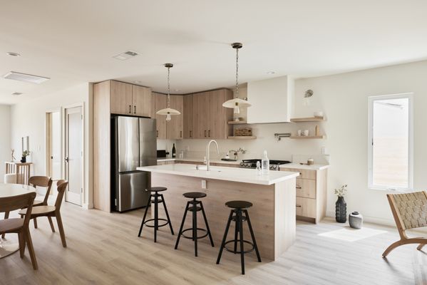 KENYA REEVES COSTA - THE LA HOMEGIRL - Updated September 2024 - 37 ...