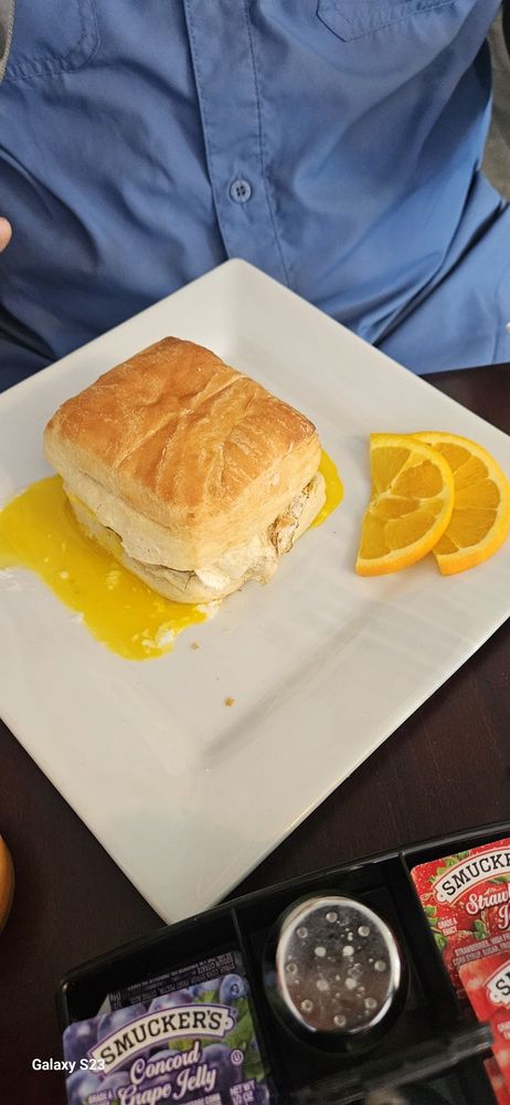 COMMA CAFE - Updated August 2025 - N2729 County Rd QQ, Waupaca ...