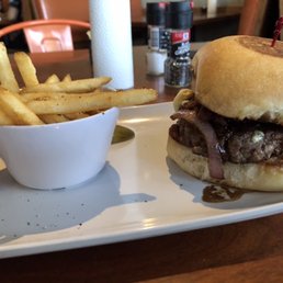 SAUCED WING BAR - Updated January 2026 - 265 Photos & 286 Reviews - 215 ...