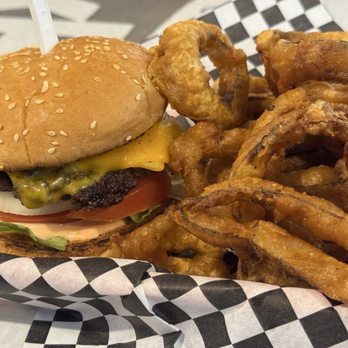 SAMMY’S BURGER & SHAKES - Updated August 2025 - 67 Photos & 47 Reviews ...