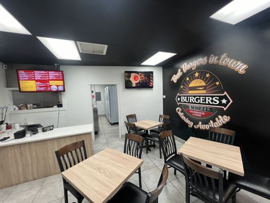 BURGERS ON WHEELS - Updated December 2025 - 53 Photos & 42 Reviews ...