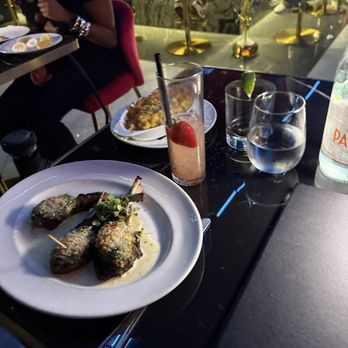 CONFESSIONS - Updated January 2026 - 231 Photos & 105 Reviews - 3300 ...