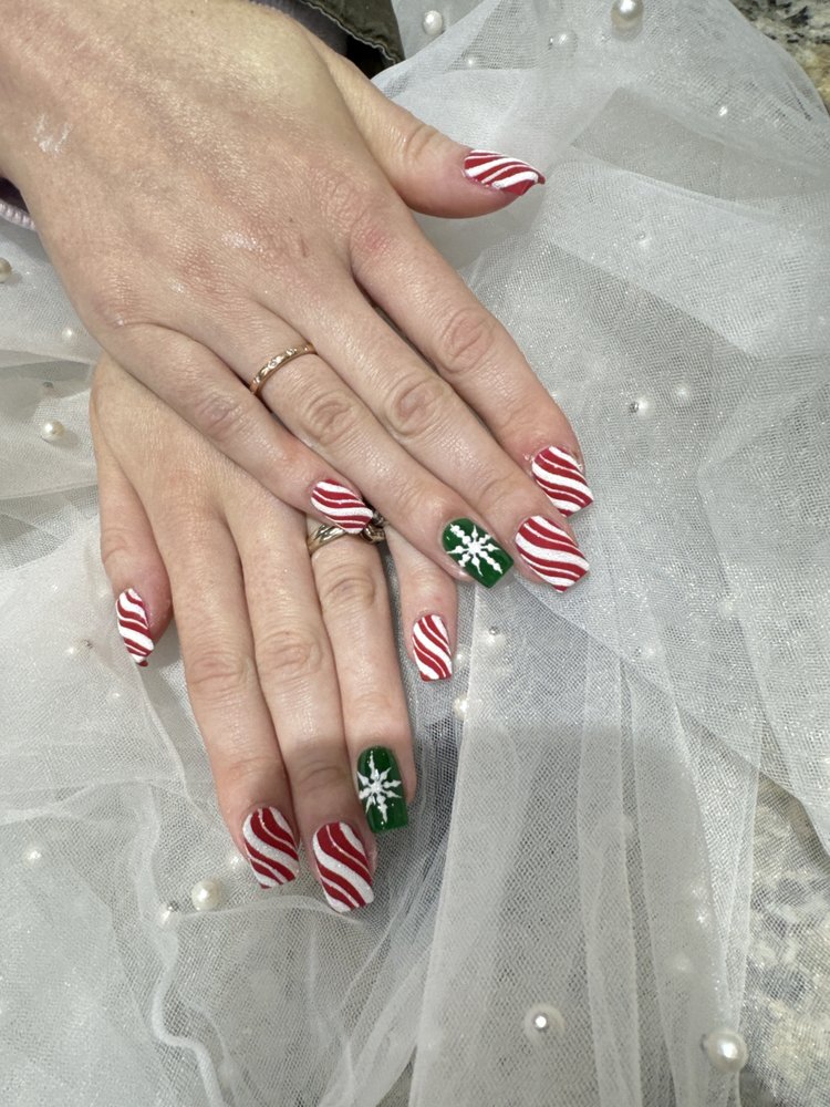 PRIM NAILS SPA LOUNGE - 259 Photos & 125 Reviews - 12000 SE 82nd Ave ...