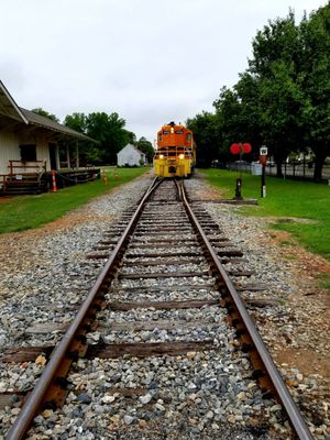 SAM SHORTLINE EXCURSION TRAIN - 42 Photos - 128 Brannan Ave, Americus ...
