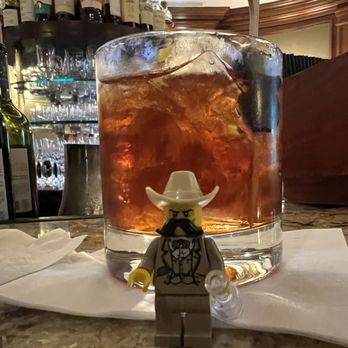 ROUND ROBIN BAR - Updated December 2025 - 242 Photos & 223 Reviews ...