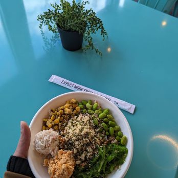 JUST POKÉ WEST SEATTLE - Updated August 2025 - 42 Photos & 29 Reviews ...