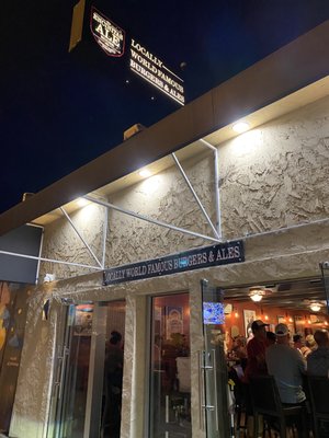 ENCINITAS ALE HOUSE - Updated July 2025 - 334 Photos & 645 Reviews ...