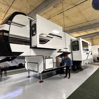 FUN TOWN RV SAN ANTONIO - Updated August 2025 - 39 Photos & 35 Reviews ...