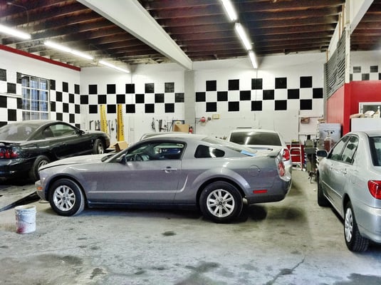 RED LINE AUTO BODY - Updated December 2025 - 15 Photos & 31 Reviews ...