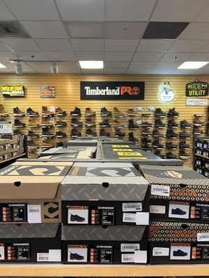 WORK WORLD - Updated September 2025 - 12 Photos & 21 Reviews - 270 ...