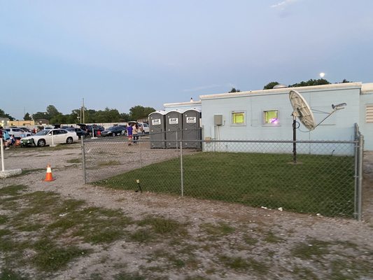 SKYVIEW DRIVE IN - Updated September 2025 - 55 Photos & 81 Reviews ...