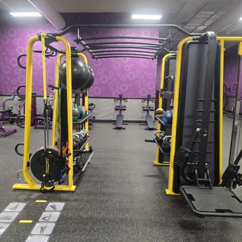PLANET FITNESS - Updated September 2025 - 15 Photos & 11 Reviews - 3380 ...