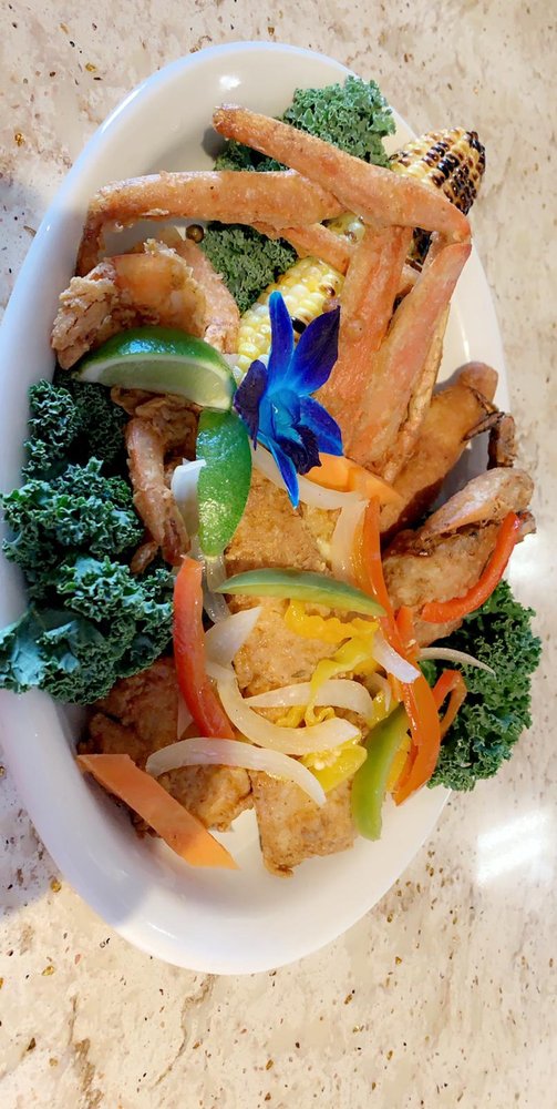 CODE RED RESTAURANT & LOUNGE - 89 Photos & 69 Reviews - Caribbean ...