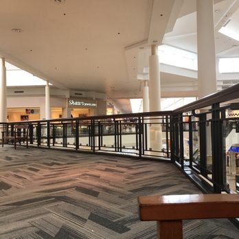 ST. CHARLES TOWNE PLAZA - Updated December 2024 - 80 Photos & 70 ...