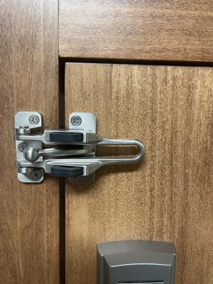 ACCU LOCK - Updated April 2025 - 34 Photos - 9901 S Interstate 35 W ...