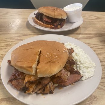 RIDGEWOOD BARBECUE - Updated July 2025 - 155 Photos & 299 Reviews - 900 ...