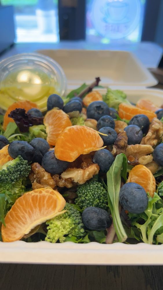 LANG-A-TANG CAFE & CATERING - Updated July 2024 - 32 Photos - 125 Front ...