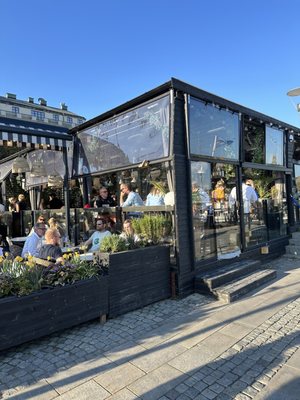 GLASHUSET - Updated June 2026 - 18 Photos & 12 Reviews - Strandvägen 18 ...