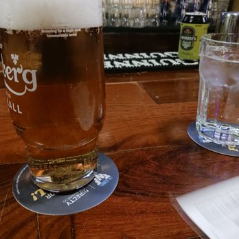 THE QUEEN VIC - 334 Photos & 434 Reviews - 1206 H St NE, Washington ...