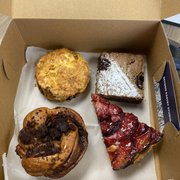 BEYOND PASTRY STUDIO - 226 Photos & 43 Reviews - 1067 Alakea St ...