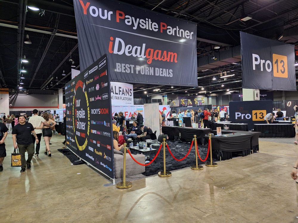 EXXXOTICA EXPO - Updated January 2026 - 16 Photos - 5555 N River Rd ...
