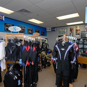 STARNES ISLAND LAKE TRAVIS - Updated December 2025 - 16107 Wharf Cv ...