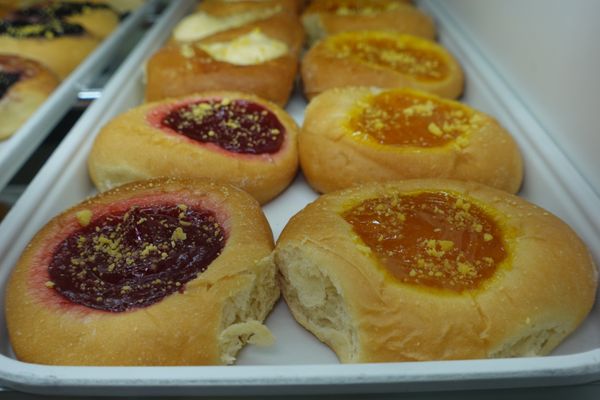 QUEEN BEE - Updated December 2025 - 61 Photos & 15 Reviews - 7127 26th ...