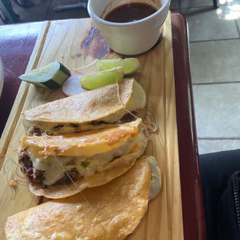 AXO - Updated December 2025 - 207 Photos & 102 Reviews - 4 N White ...