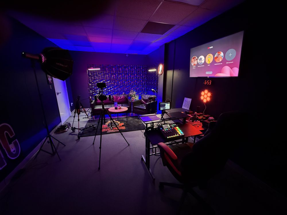 PENTAGON STUDIOS - Updated September 2025 - 132 Mitchell St SW, Atlanta ...